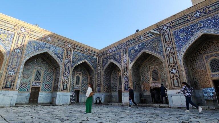 Descubra o Uzbequistão: Um Tesouro da Ásia Central que os Brasileiros ...